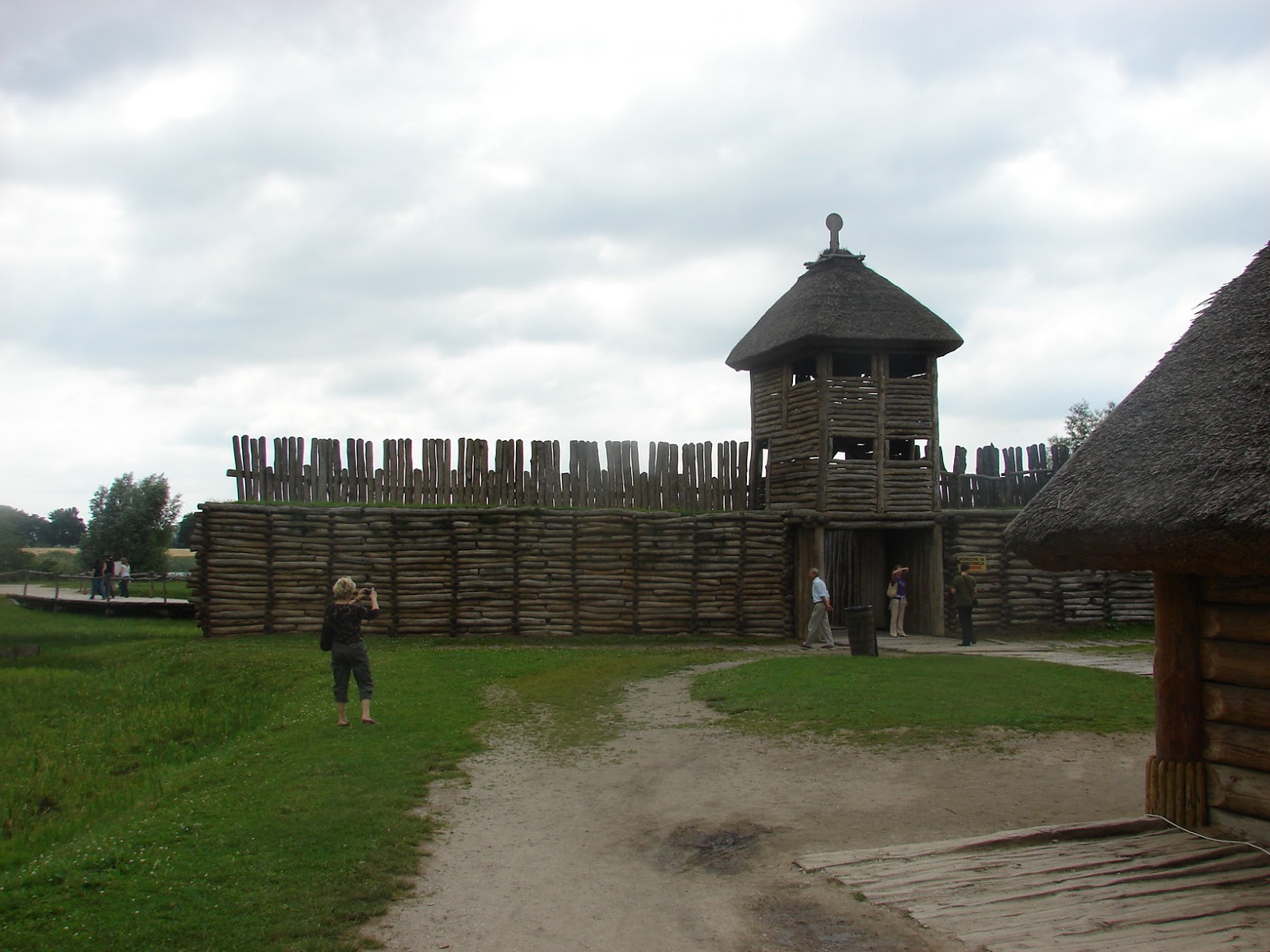 SKANSEN W BISKUPINIE | WYCIECZKI PO POLSCE