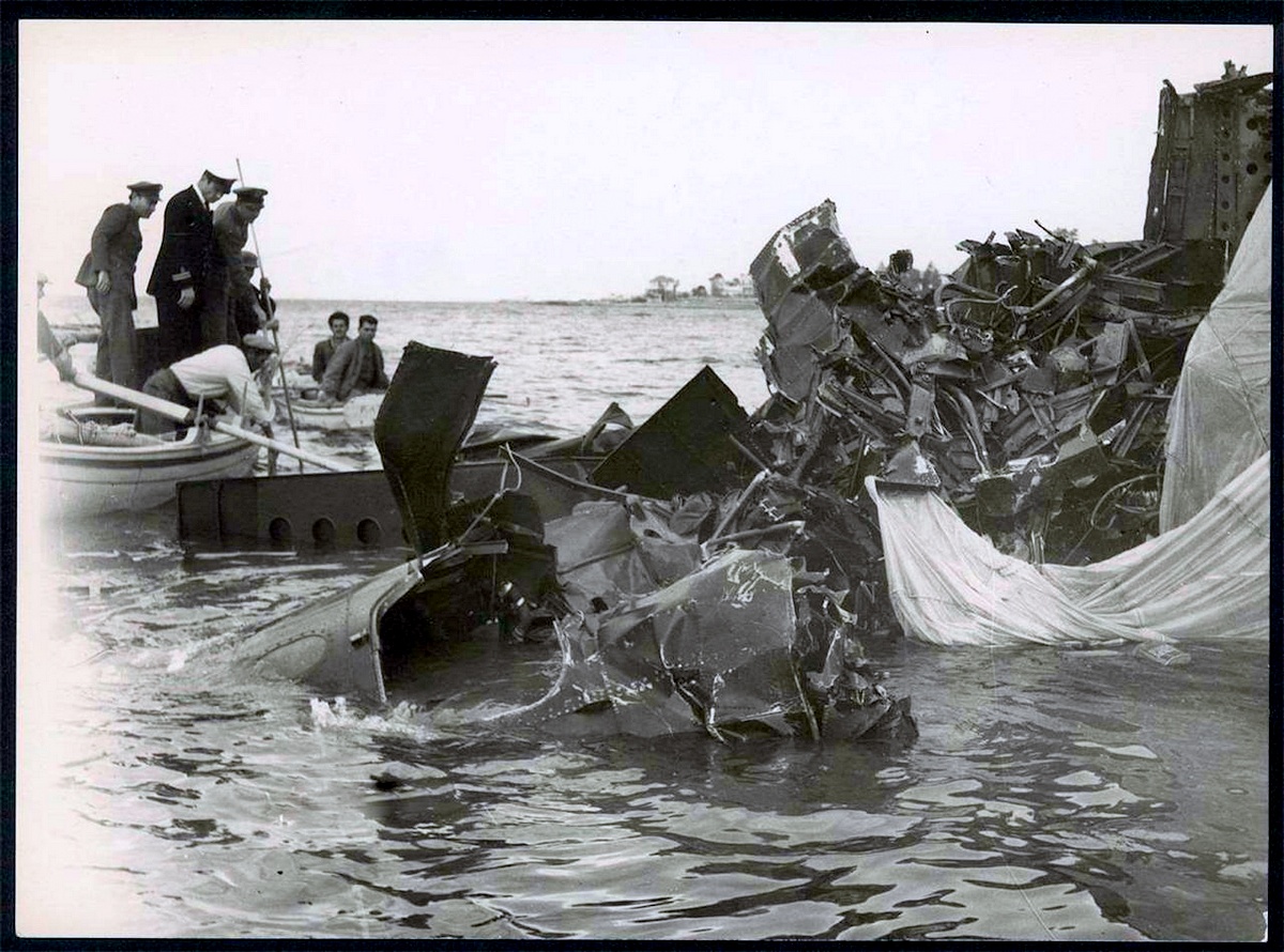 ΤΟ ΔΙΑΛΕΙΜΜΑ: ΓΛΥΦΑΔΑ, 17 ΜΑΡΤΙΟΥ 1955