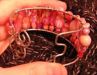 More Wire Wrapped Bangle Tutorials / The Beading Gem