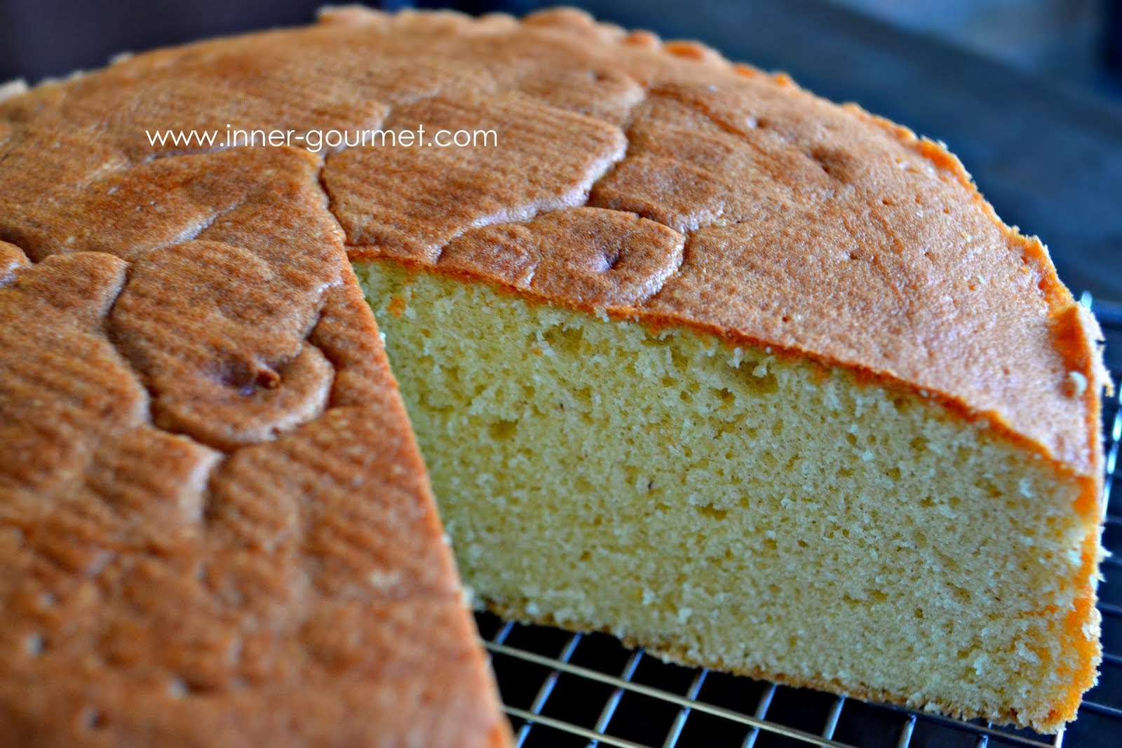 A Light and Fluffy Sponge Cake - Alica's Pepper Pot