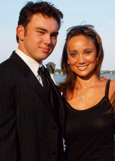 Bleeding Yankee Blue: MOTHER'S DAY WITH THE BICHETTES