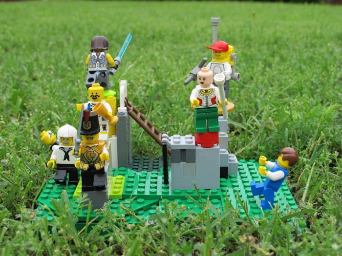 LEGO Quest Kids: Growing Photos