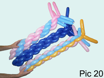 Balloon animals twisting instructions: How to make balloon column