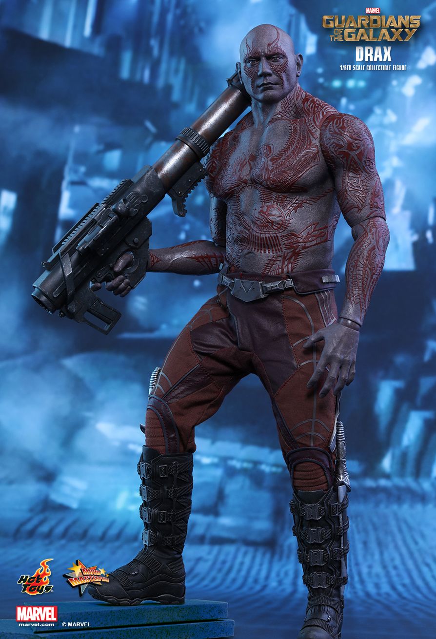 toyhaven: Finally!!! Hot Toys reveals 1/6th scale Dave Bautista as Drax ...