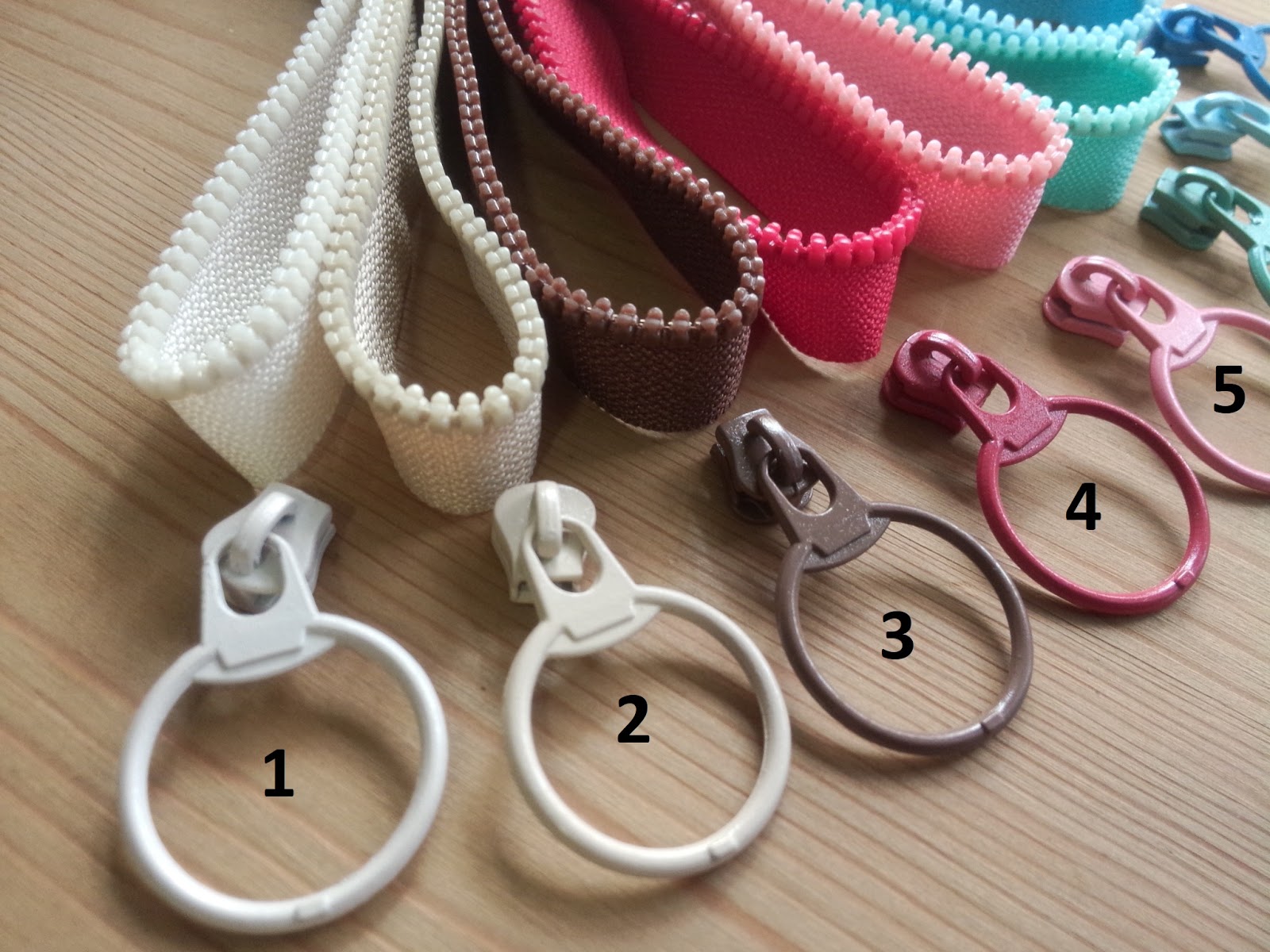 YYfashions Craft House: Zip & Accessories