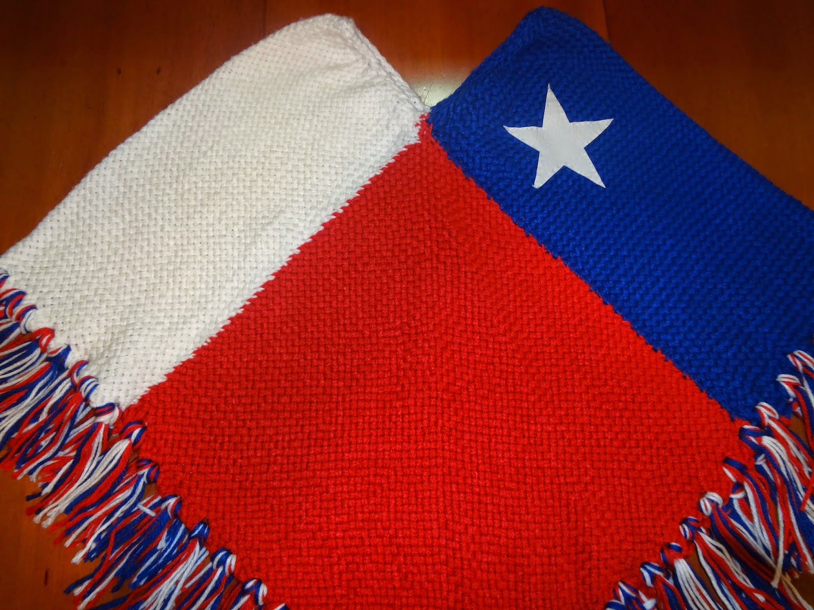 Patty Creacioness: Poncho chileno