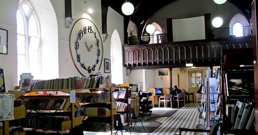 Somewhere in Ireland: Ballinrobe Public Library 3