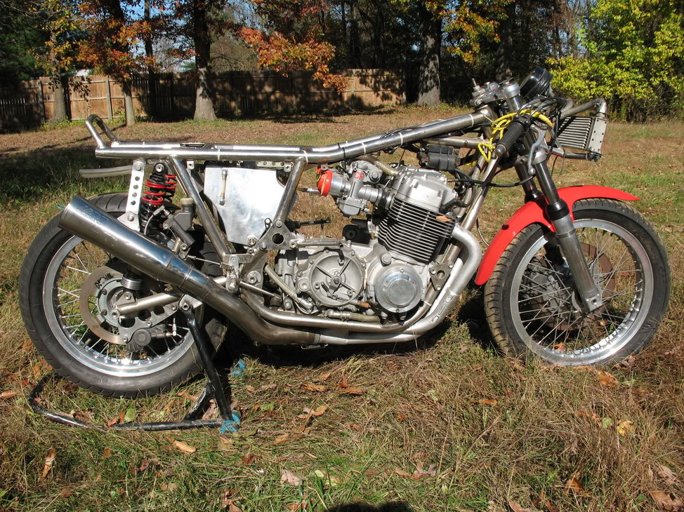 HONDA CR 750: European Special Frames