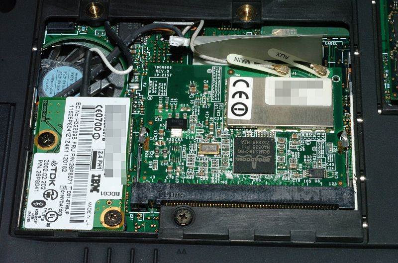電算機孝行: ThinkPad T30 も無線LANカード交換