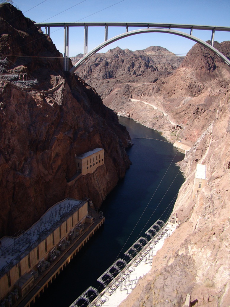 Geotripper: A Dam Big Dam and a Dam Big Bridge...And a Dam Frightening ...