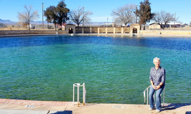 Wandering His Wonders: The World's Largest Spring-fed Swimming Pool at ...