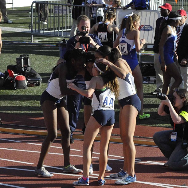 Villanova Running: NOVA WOMEN SEIZE DMR CHAMPIONSHIP OF AMERICA