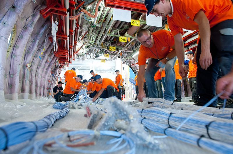 A350 XWB News: Systems pre-installed in support/floor grids to reduce ...