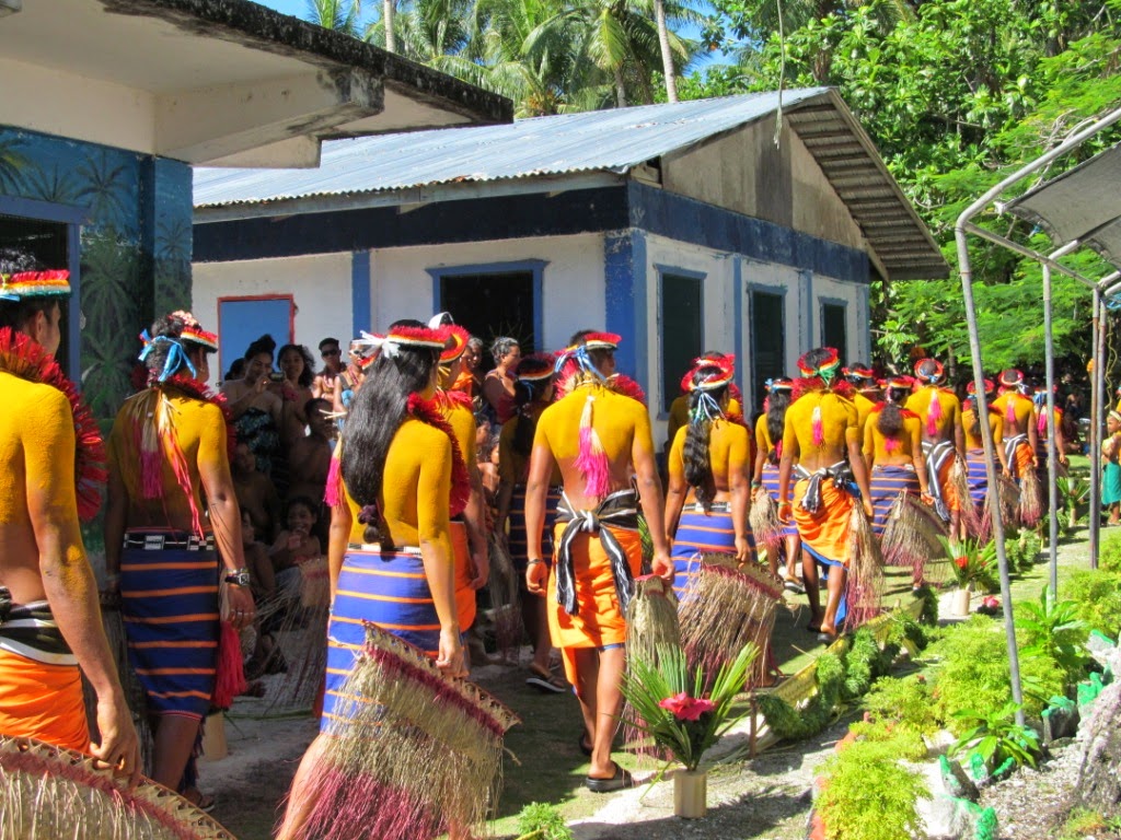 SAILING HELENA: Graduation high school 2014, Woleai, Micronesia.