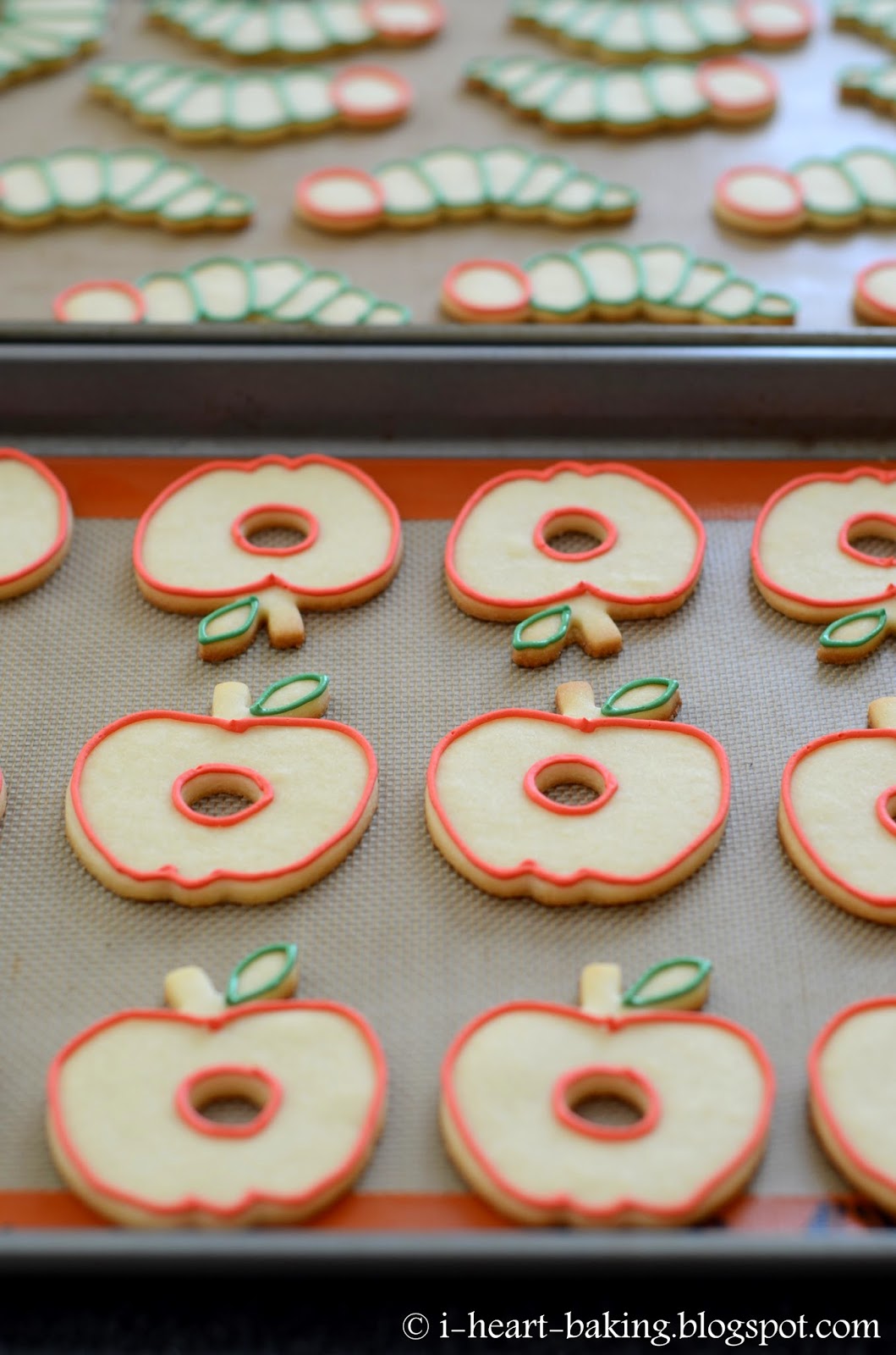 i heart baking!: very hungry caterpillar cookies