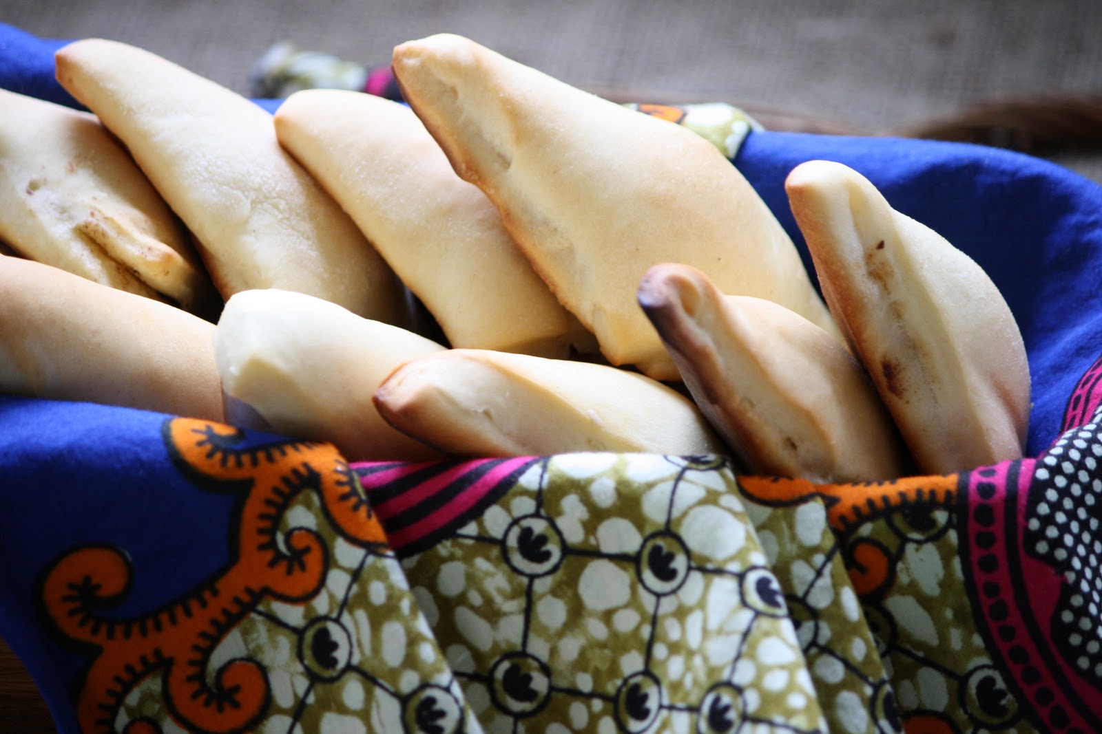 What's Cooking in your World?: Day 172! Somali Date-Filled Sambusas ...