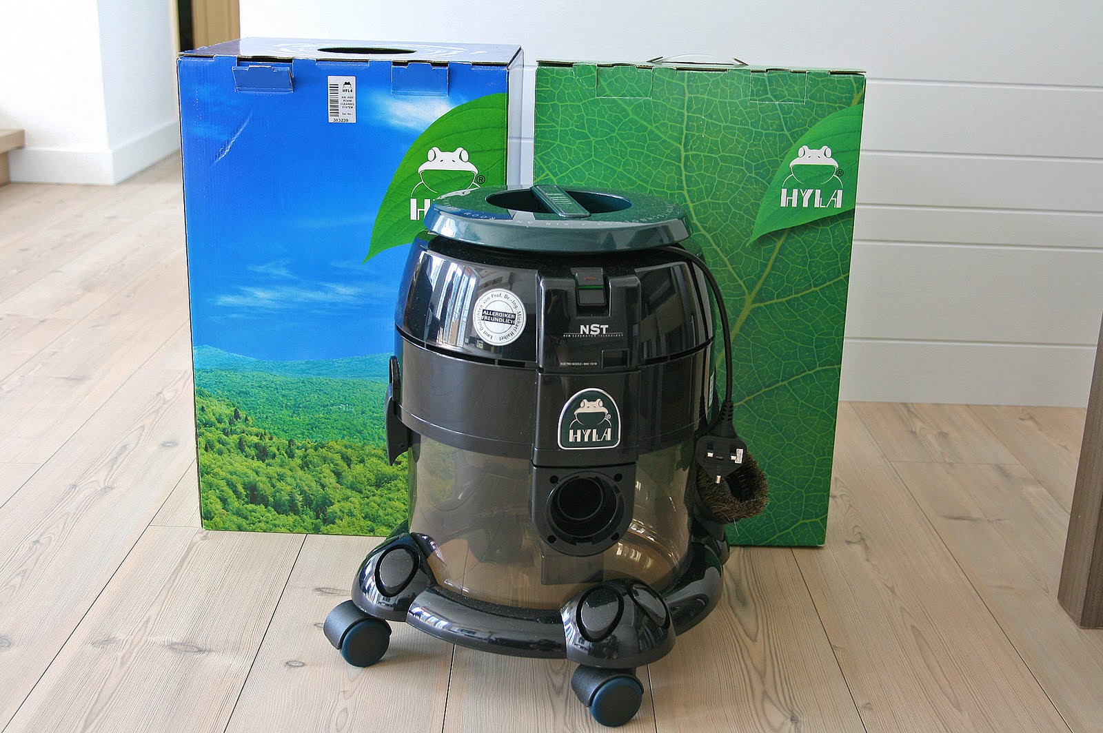 Journal of Life: Hyla