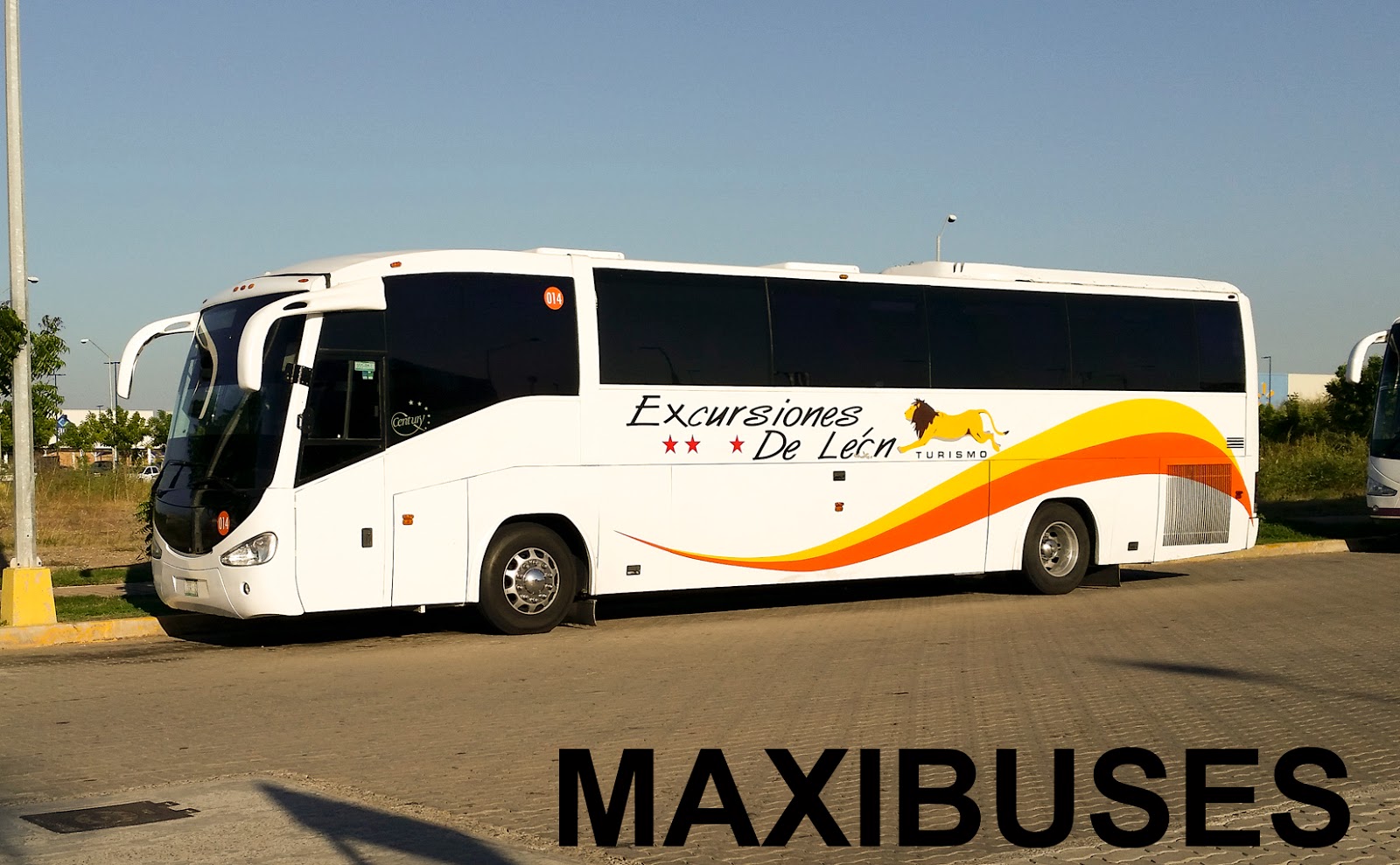 MAXIBUSES: AUTOBUSES TURÍSTICOS EXCURSIONES DE LEÓN (TURISMO)