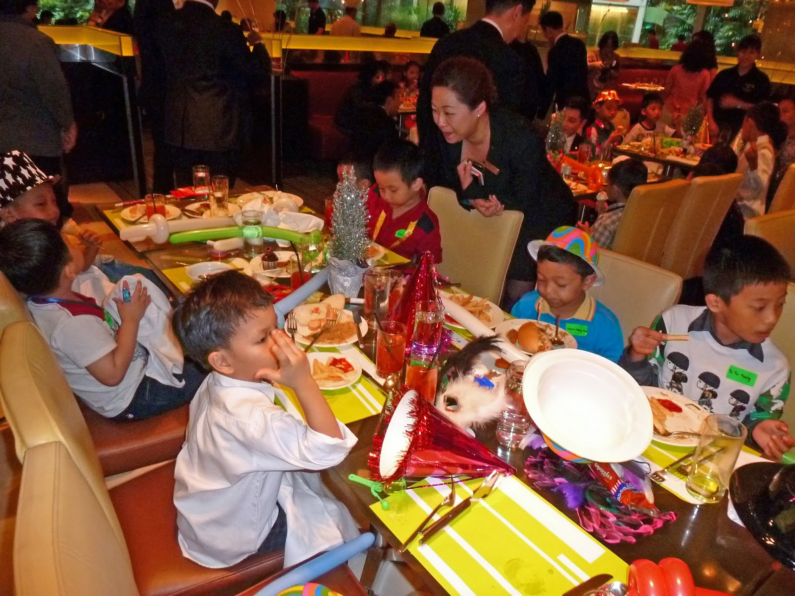 Kee Hua Chee Live!: PART 1 OF 2; SHANGRI-LA KUALA LUMPUR HOPES TO RAISE ...