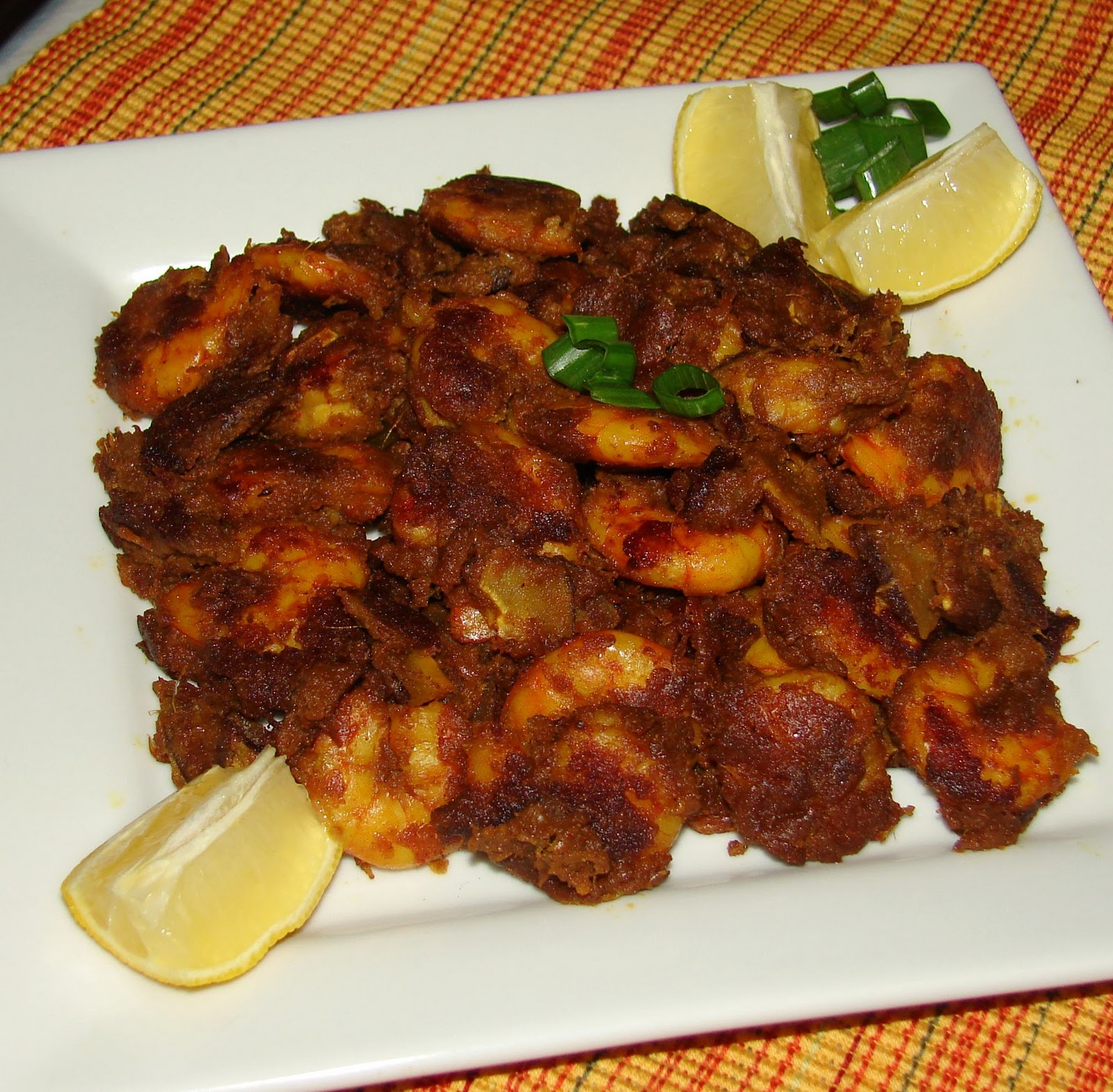 Shrimp in Fried Onion Masala