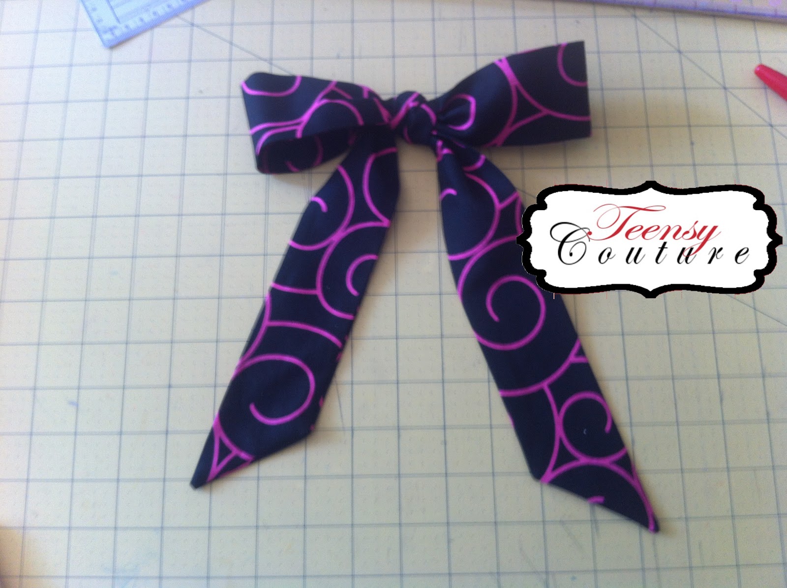 Teensy Couture: How to Make A Fabric Bow for Clothing