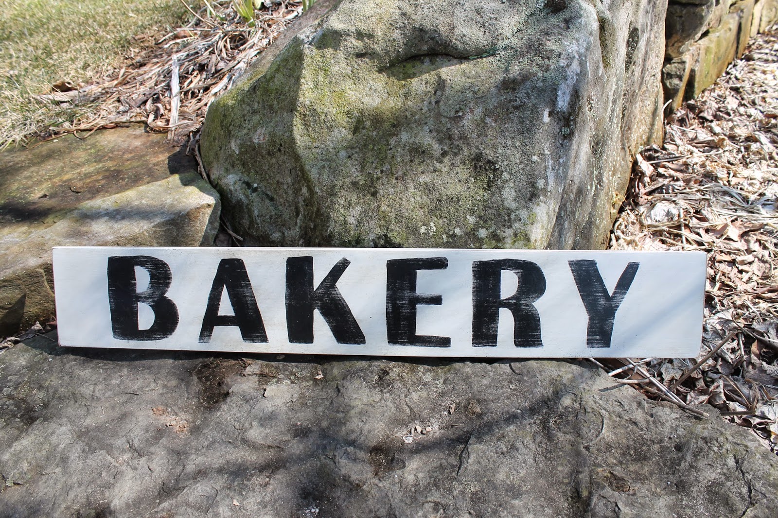 Elizabeth & Co.: Bakery Signs Inspired by Fixer Upper