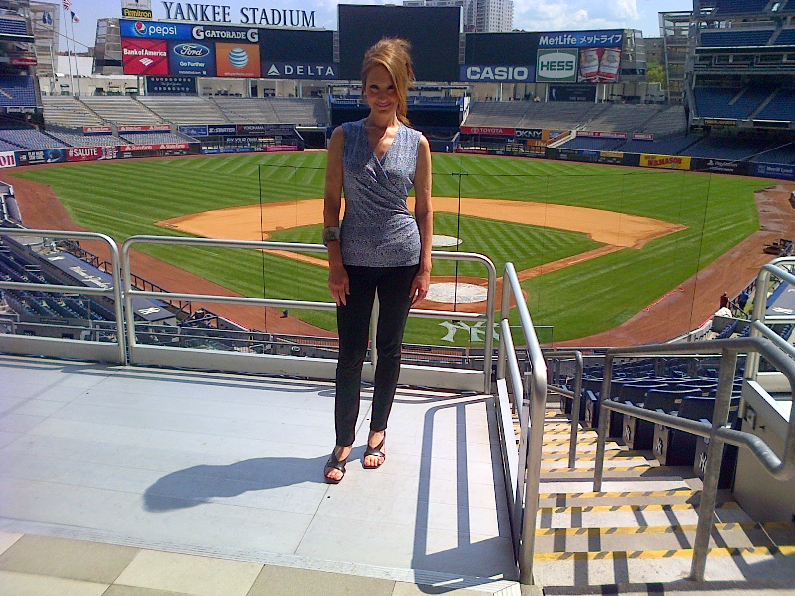 Bleeding Yankee Blue: EXCLUSIVE INTERVIEW: NANCY NEWMAN