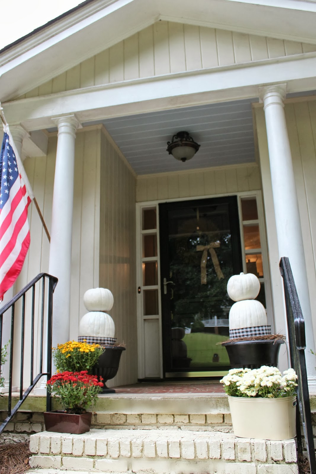 Hello Fall! Front Porch + Pumpkin Topiaries - Southern State of Mind ...