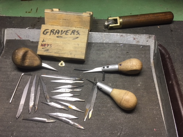 https://Gerrysdiamondsettingessays.blogspot.com: My collection of gravers!