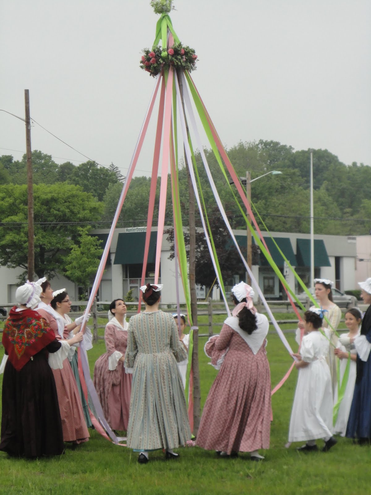 American Dream Finder: Pinkster Fest: A Colonial Celebration of Spring