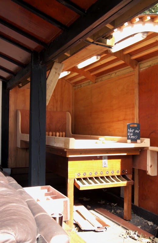 Shove it, Chuck it, Toss it...: Orange Tree, Baldock, Hertfordshire