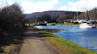 Walk Cycle Caledonian Canal: Tomnahurich Bridge to Dochgarroch Lock