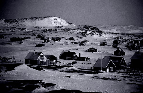 EL ÁTICO DEL PÁNICO: EL PUEBLO FANTASMA DEL LAGO ANGIKUNI