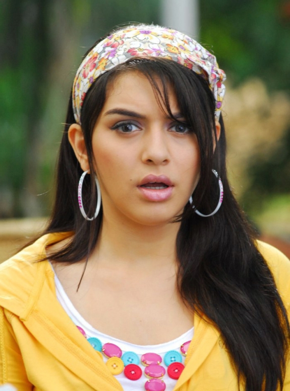 Cine 2 India: HANSIKA LATEST IMAGES GALLERY