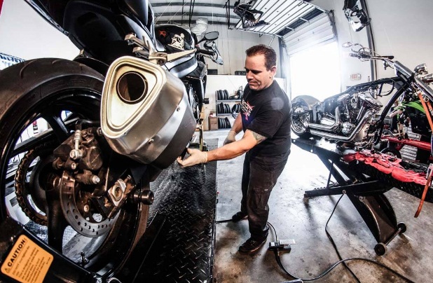 Motorcycle Repair: Top Motorcycle Mechanic Schools