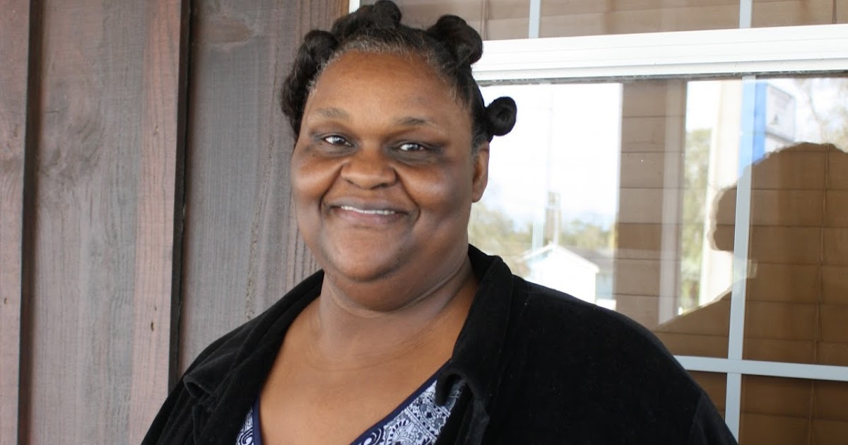 Dignified Moon Pies: Mrs. Wanda Kay Mathis