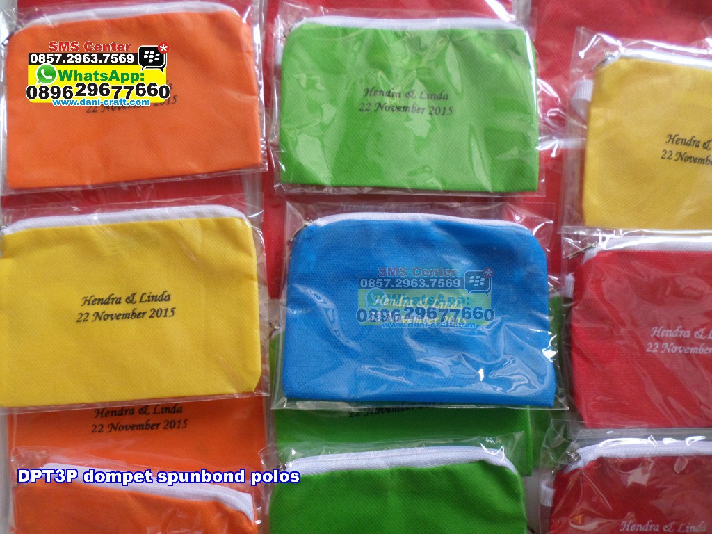 Souvenir Dompet kain Furing / Spunbond | Souvenir Pernikahan