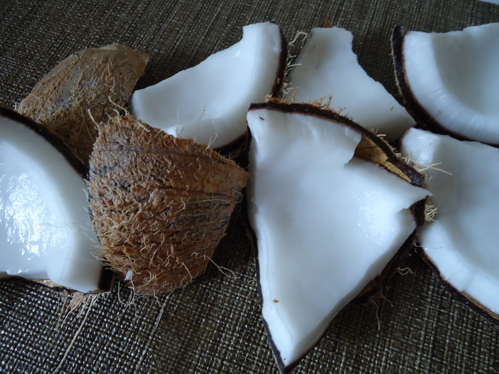 Peek-A-Boo Street: Crazy Coconut