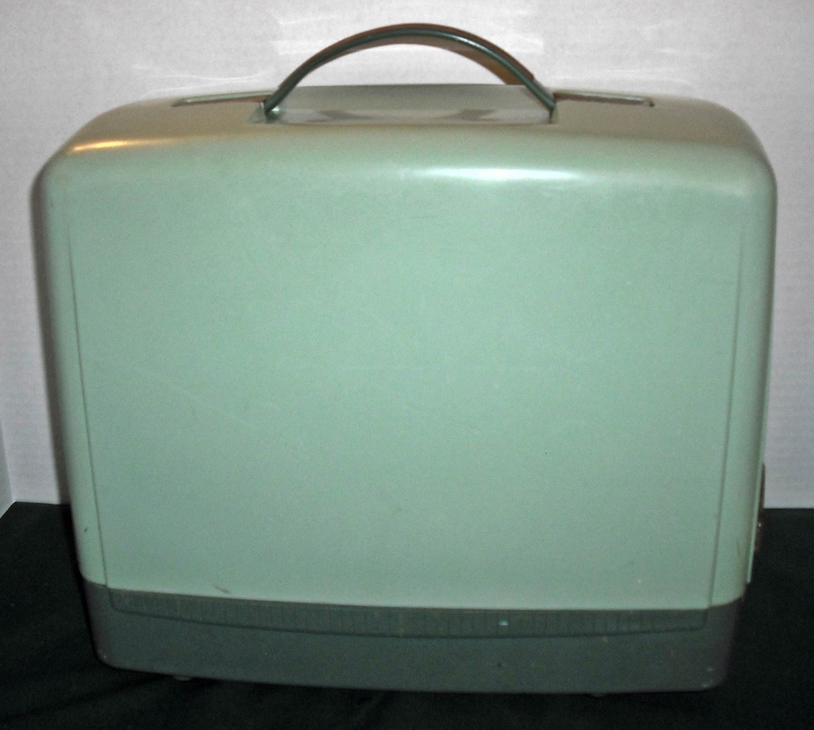 DragonPoodle Studio: Machines for sale at the NC TOGA