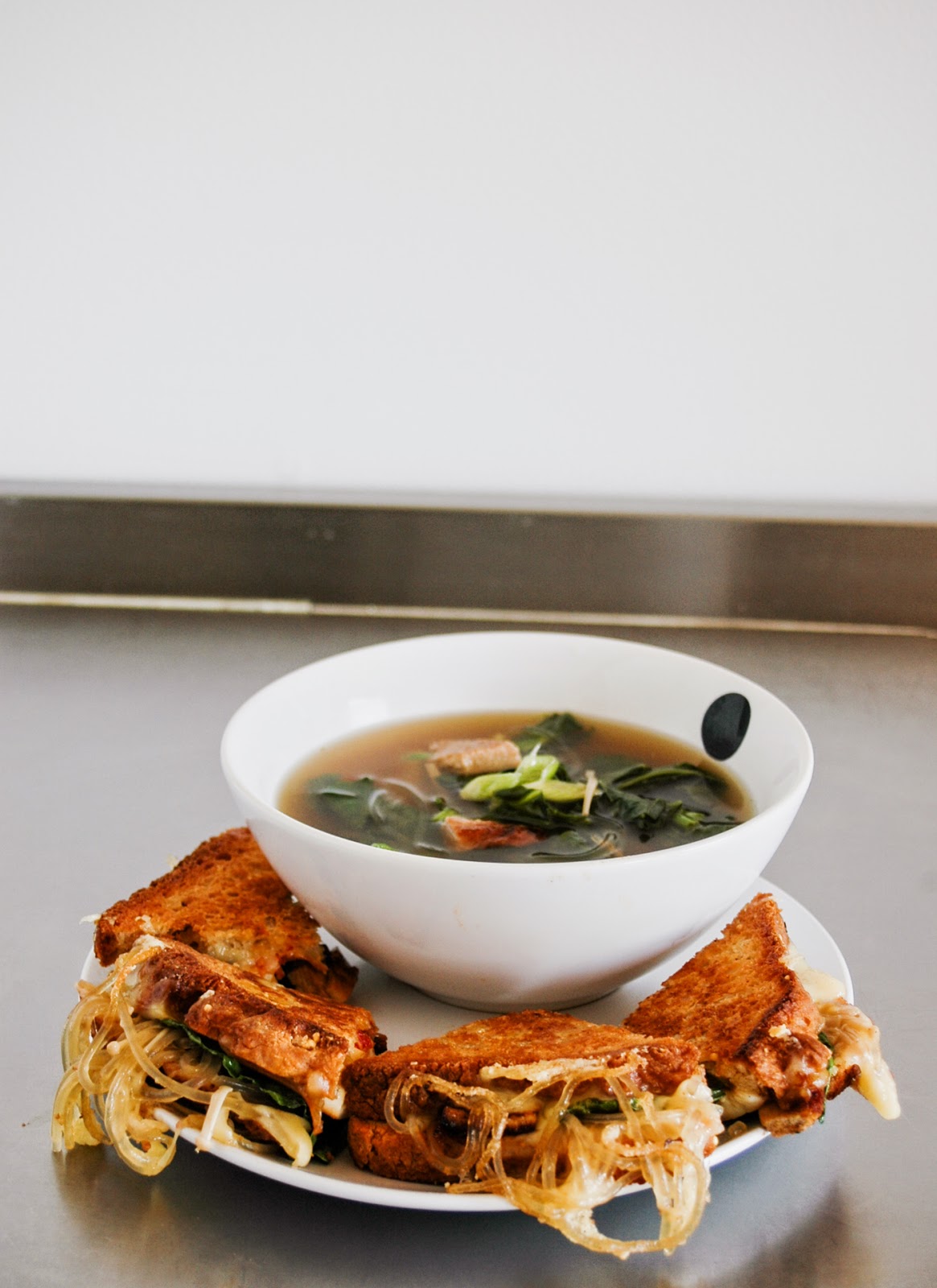 GLORIOUS SANDWICHES: RAMEN GRILLED CHEESE