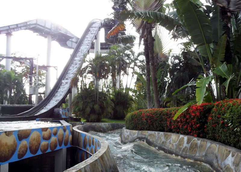 In Any Language: 2012-05-26-Enchanted Kingdom's Jungle Log Jam