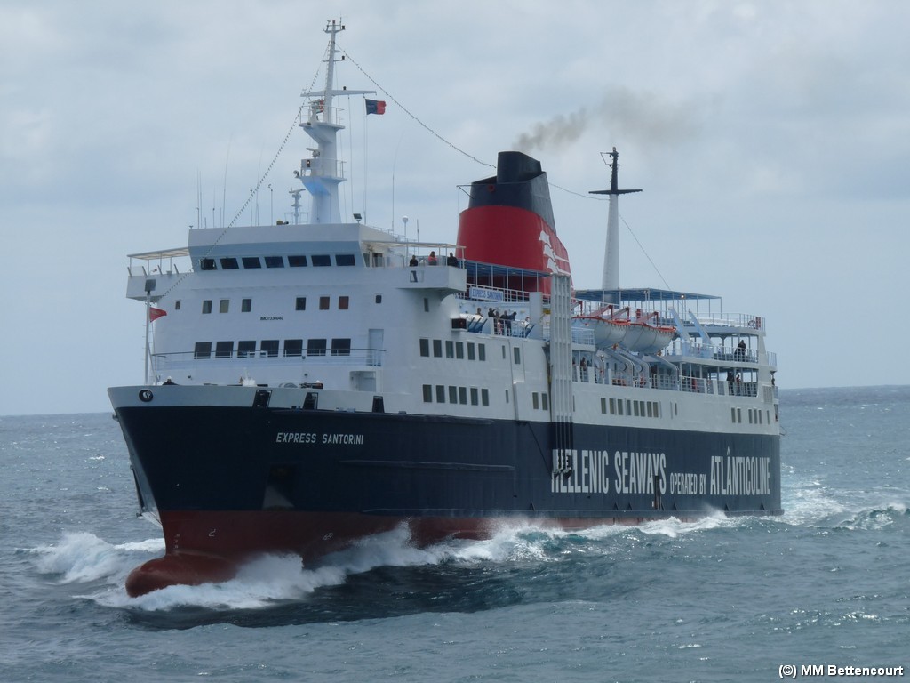 O Porto da Graciosa: Atlânticoline, inciou hoje a operação ferry-2012