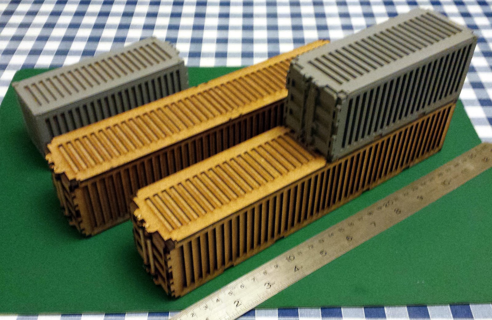 Iron Mammoth's Studio: New 28mm Laser Cut Long Shipping Containers
