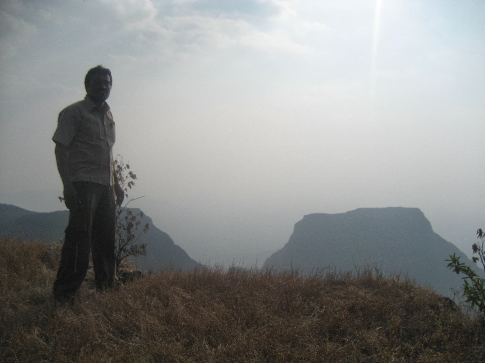 On the Edge of Sahyadris: Ahupe Sakhar Machi trek