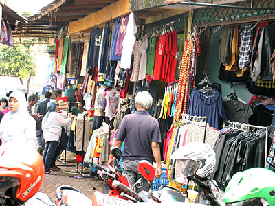 Blog Mulanda eb03: pasar anggada cibinong