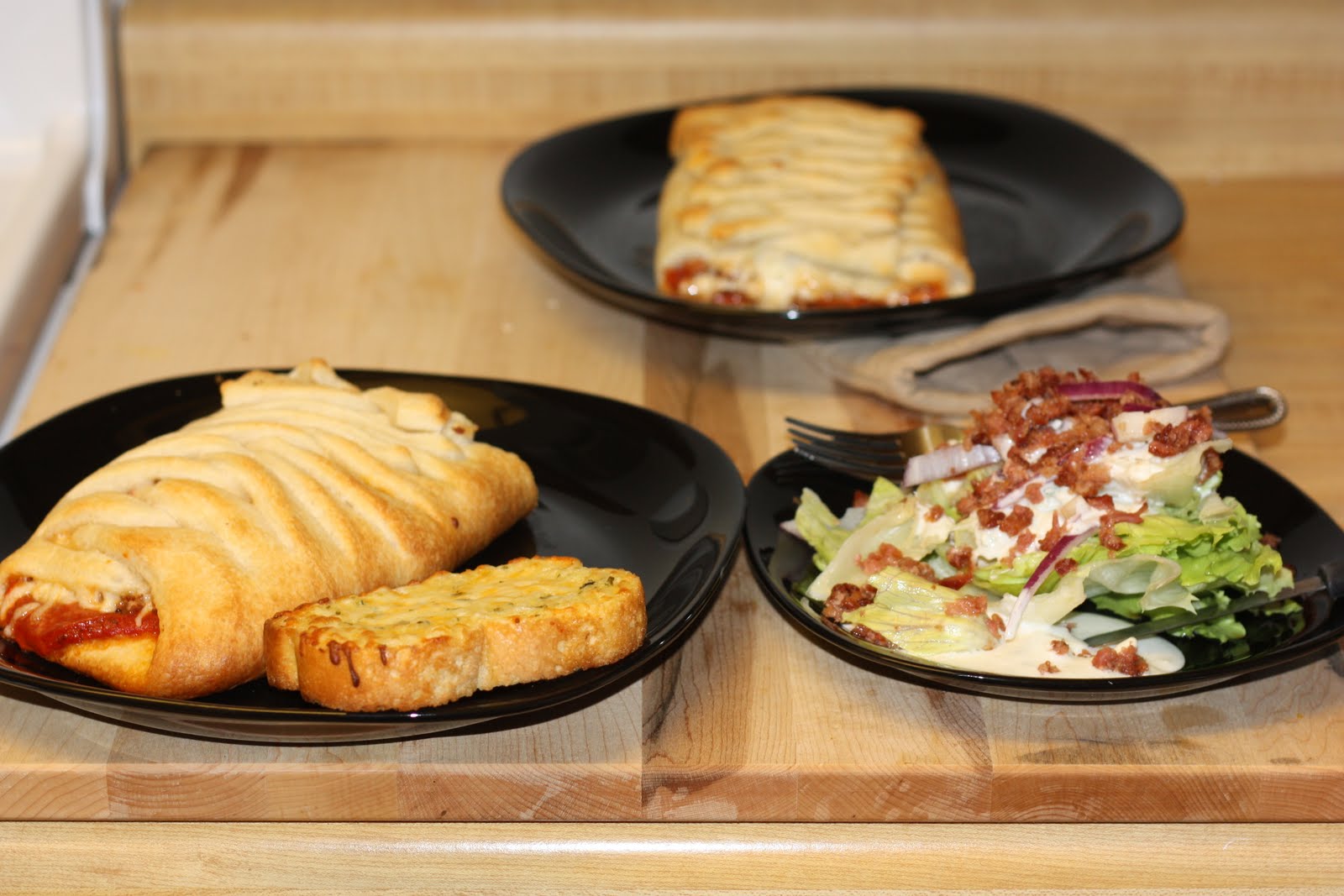 Itsy Bitsy Bits of Me: DIY Braided Calzone