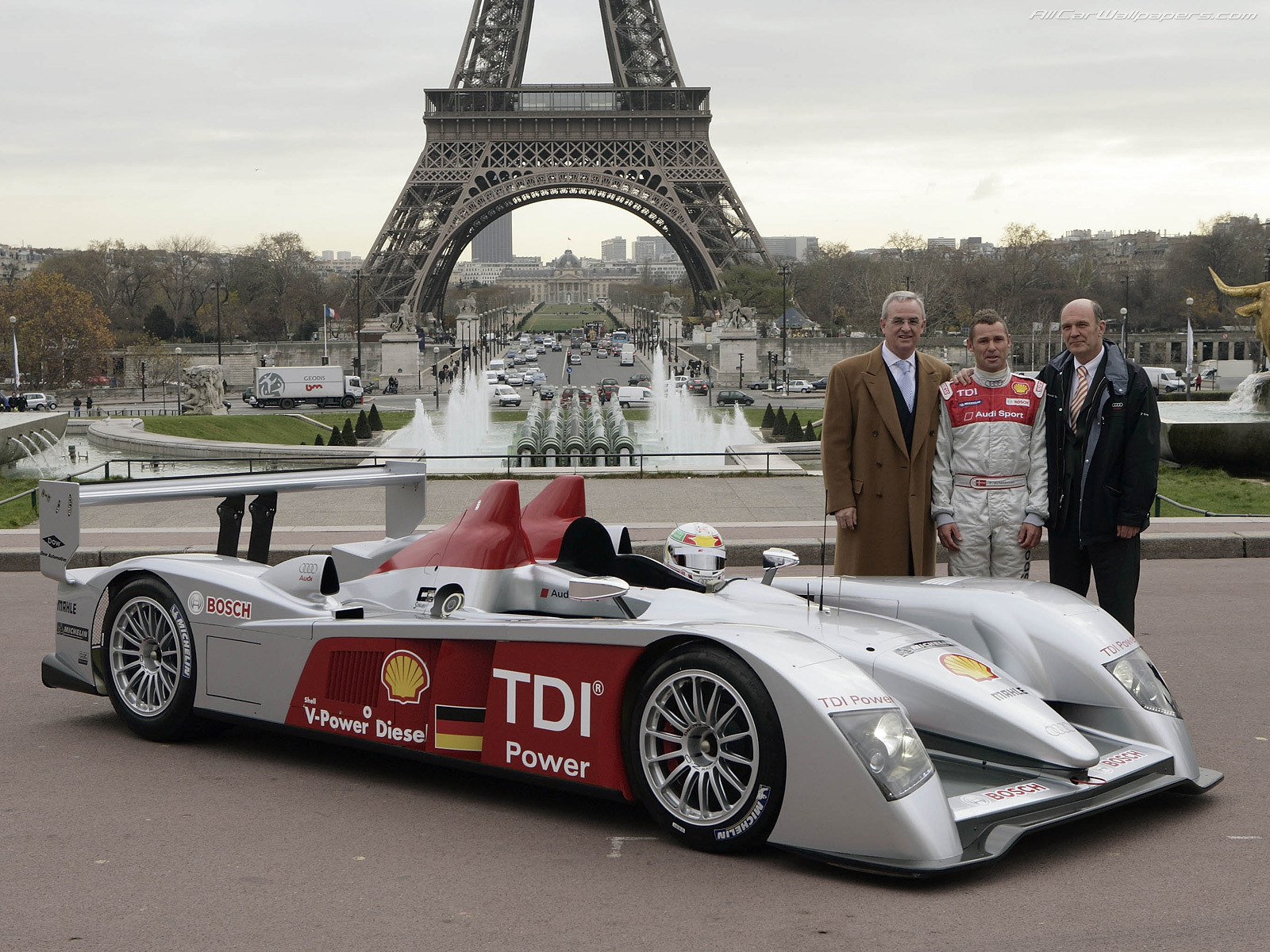 Hot HD Wallpapers and HD Images: Audi R10 TDI Diesel Racing Monster HD ...