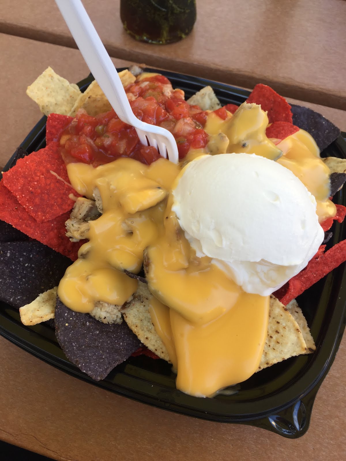 MidwestInfoGuide: Season Dining Pass 2017 (Six Flags)