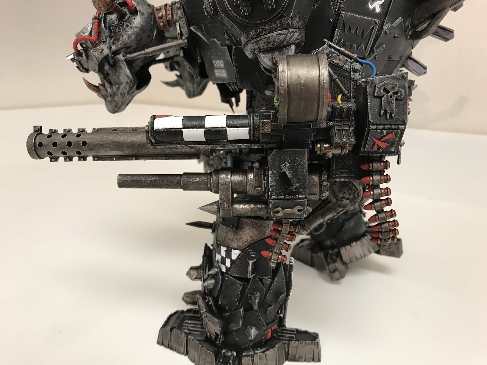 What's On Your Table: Da Gork-n-Mork Stompa - Faeit 212