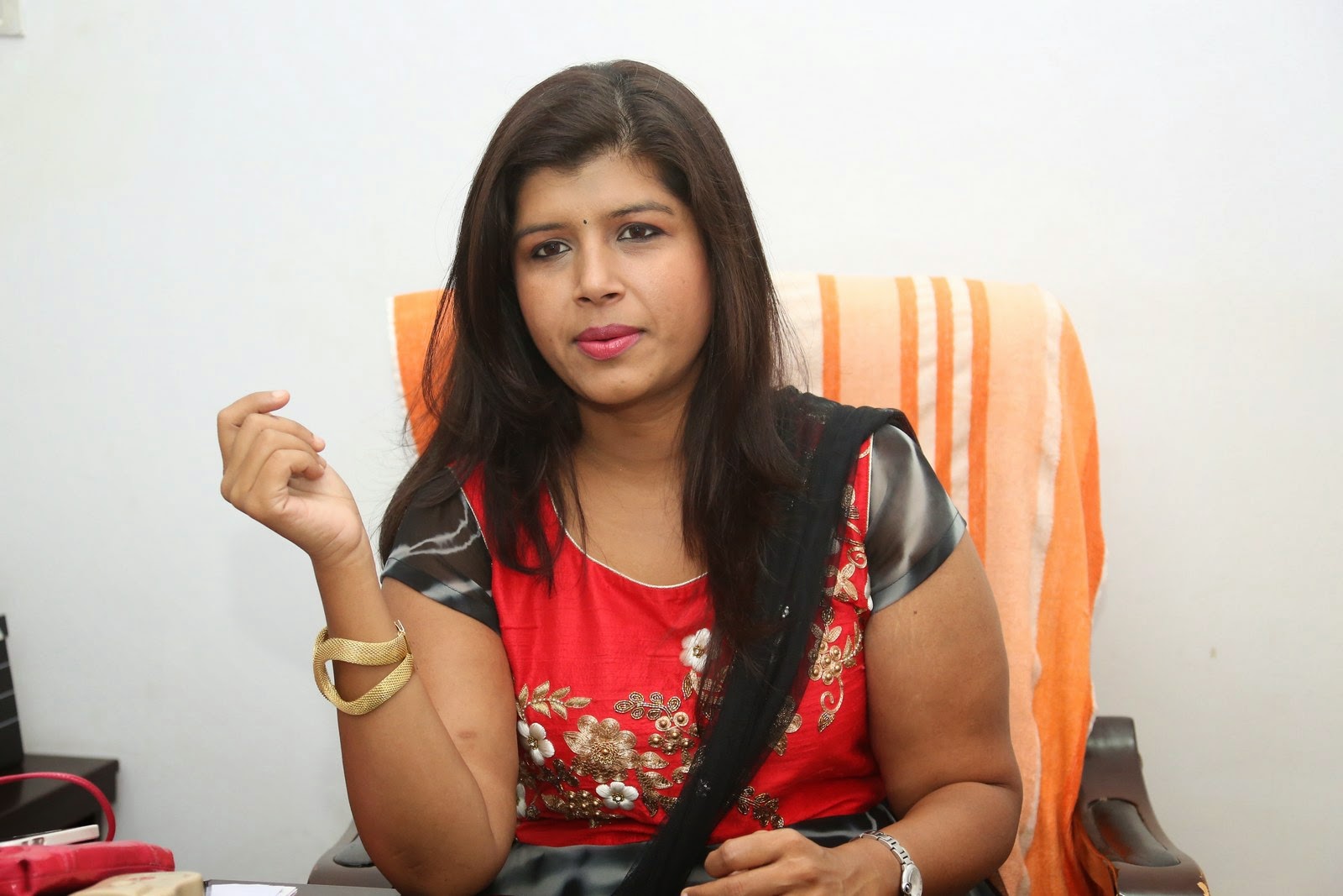 Nikitha Reddy Latest Interview Photos - Latest Movie Updates, Movie ...